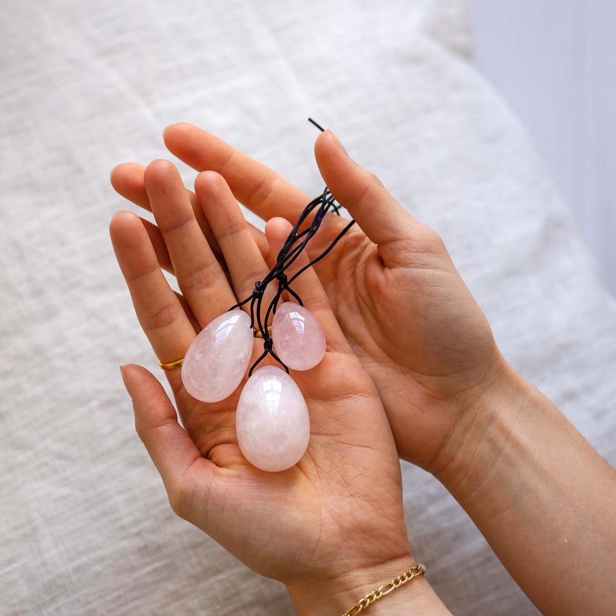 Yoni Ei Set Rosenquarz Saira | Jetzt entdecken | Natural Self